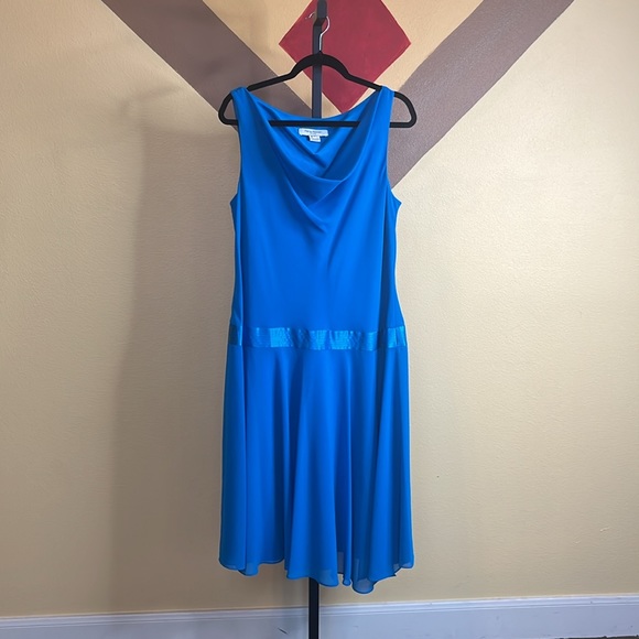Rena Rowan | Dresses | Rena Rowan Special Occasions Midi Dress Preloved ...